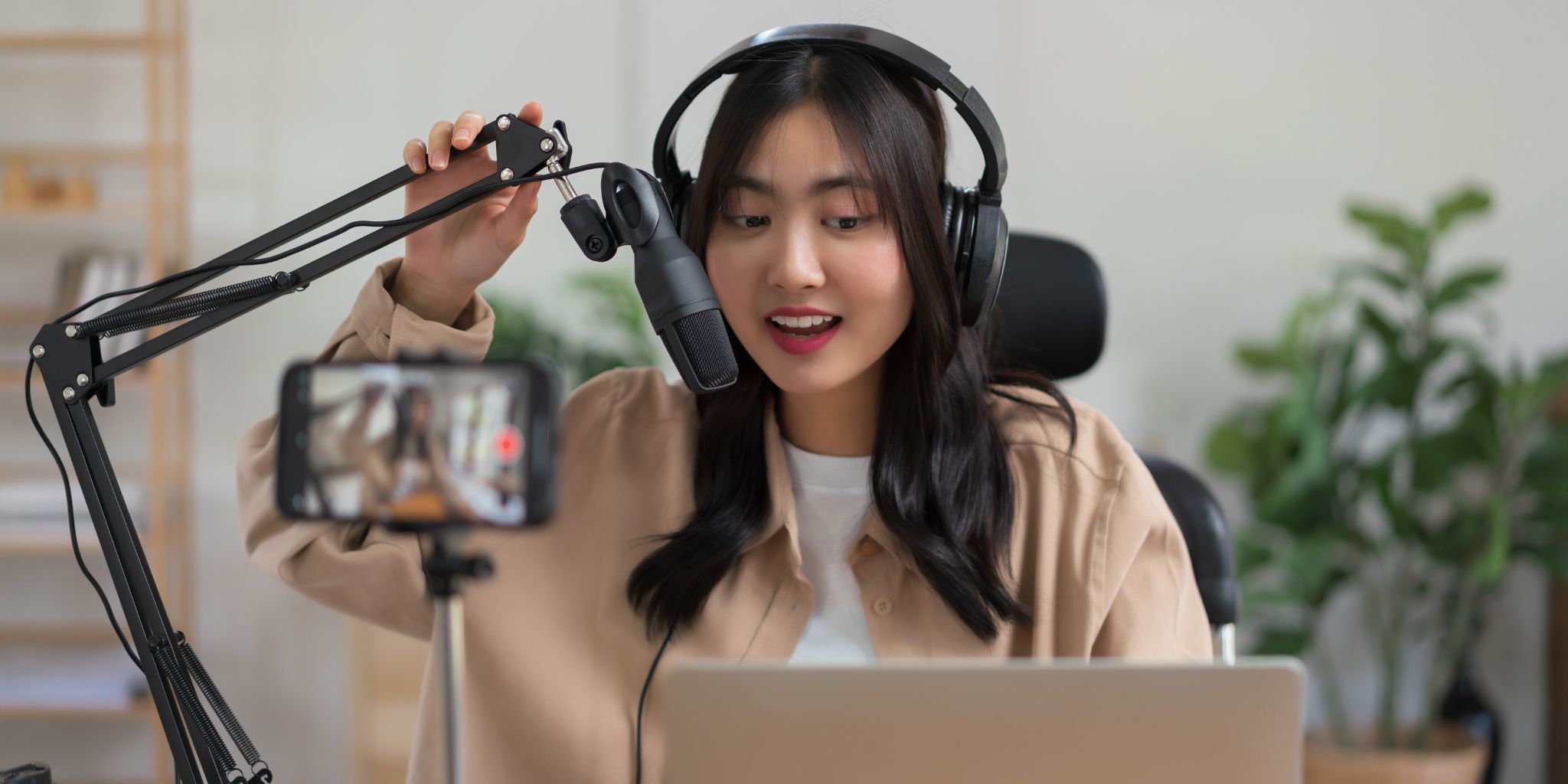 How Graduates Can Build a Strong Personal Brand in 2025 | CHC Blog