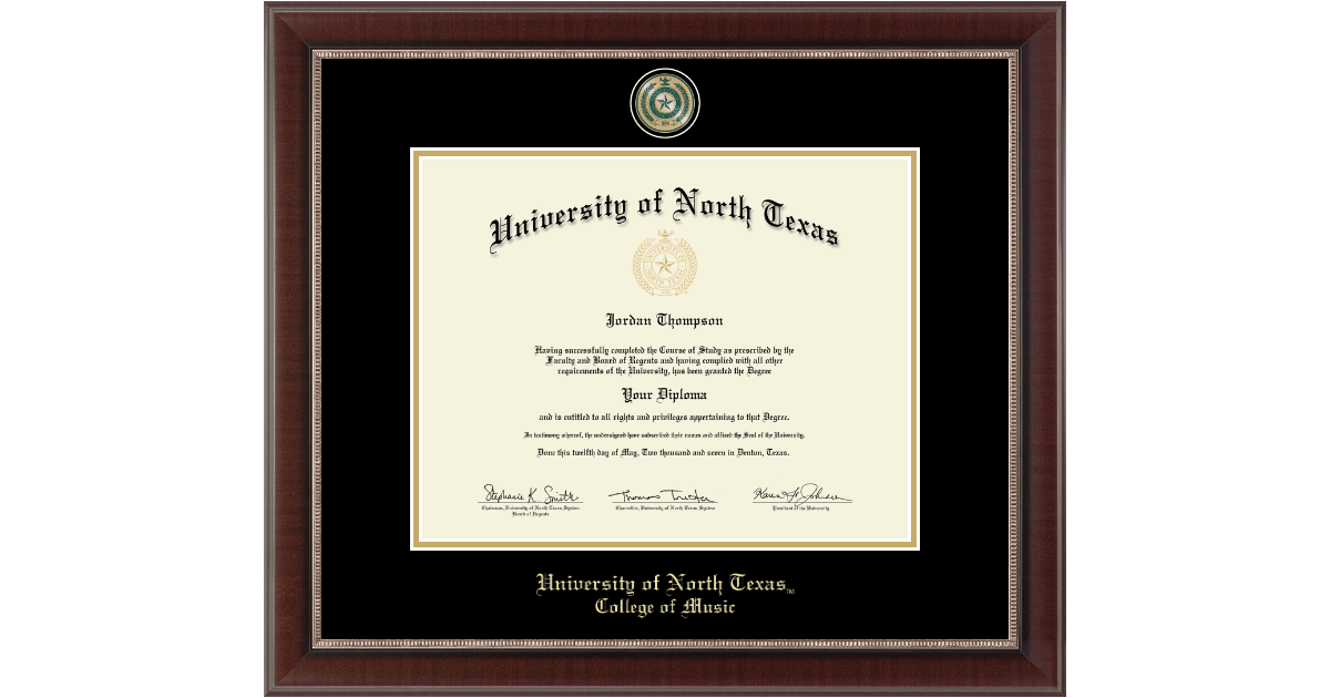 Masterpiece Medallion Diploma Frame in Chateau University of North ...
